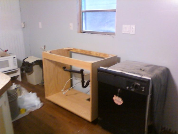 A Simple Guide to Building Your Own Kitchen Cabinets