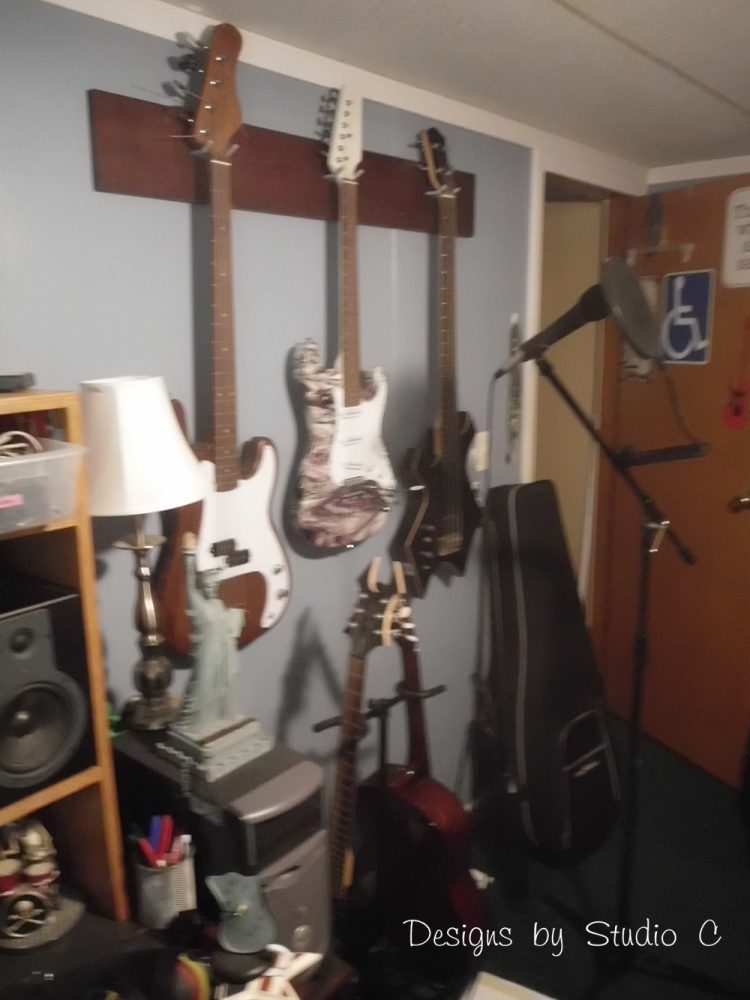 How to Make a Quick and Easy Guitar Rack
