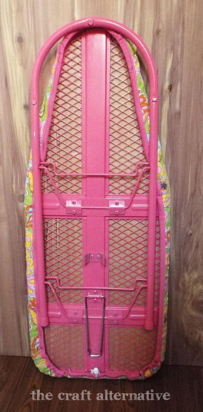 How to Make a Cover for a Travel Ironing Board
