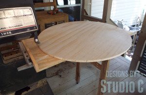 DIY Plans to Build a Simple Round Dining Table